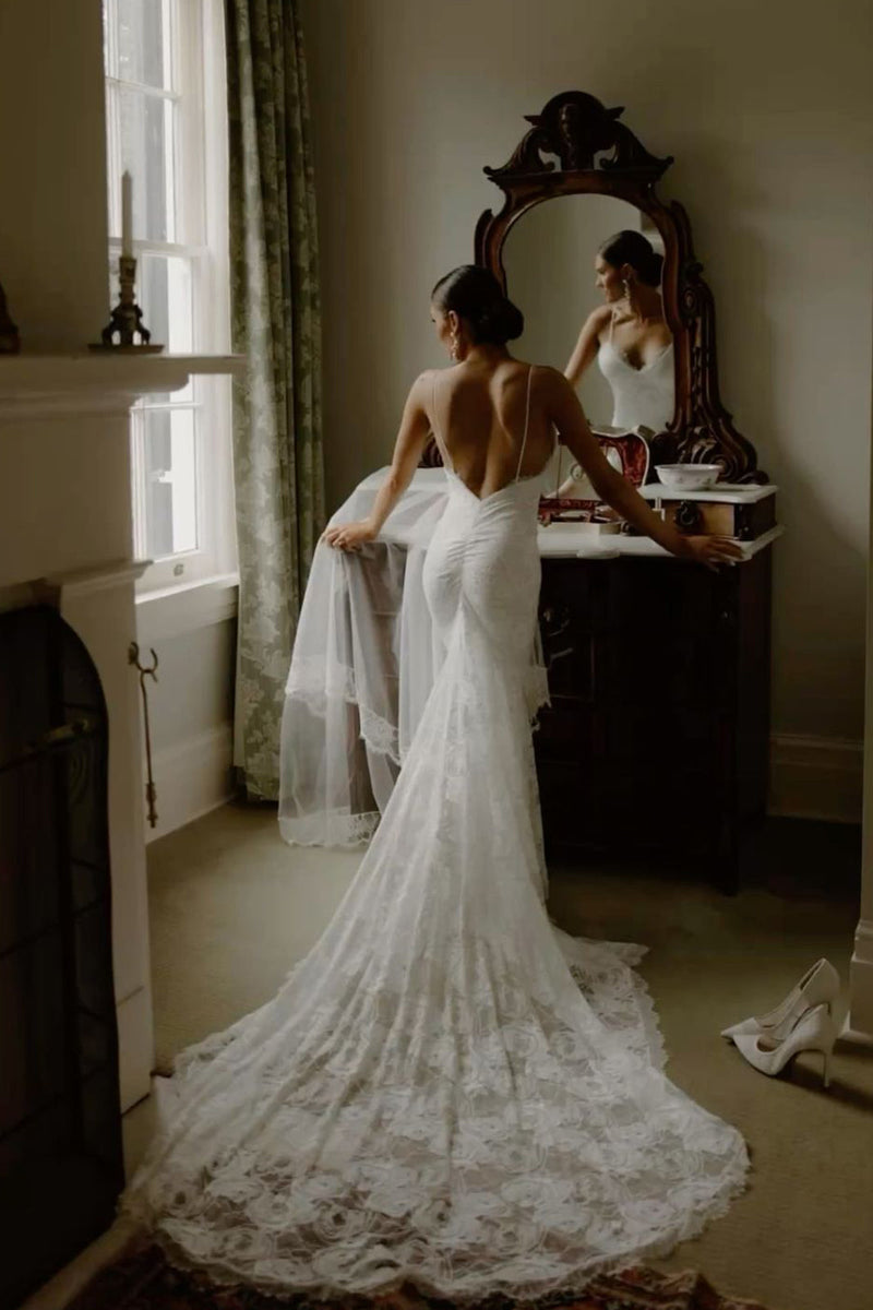 Grace Bride Bailey in the Clo Gown – Grace Loves Lace AU