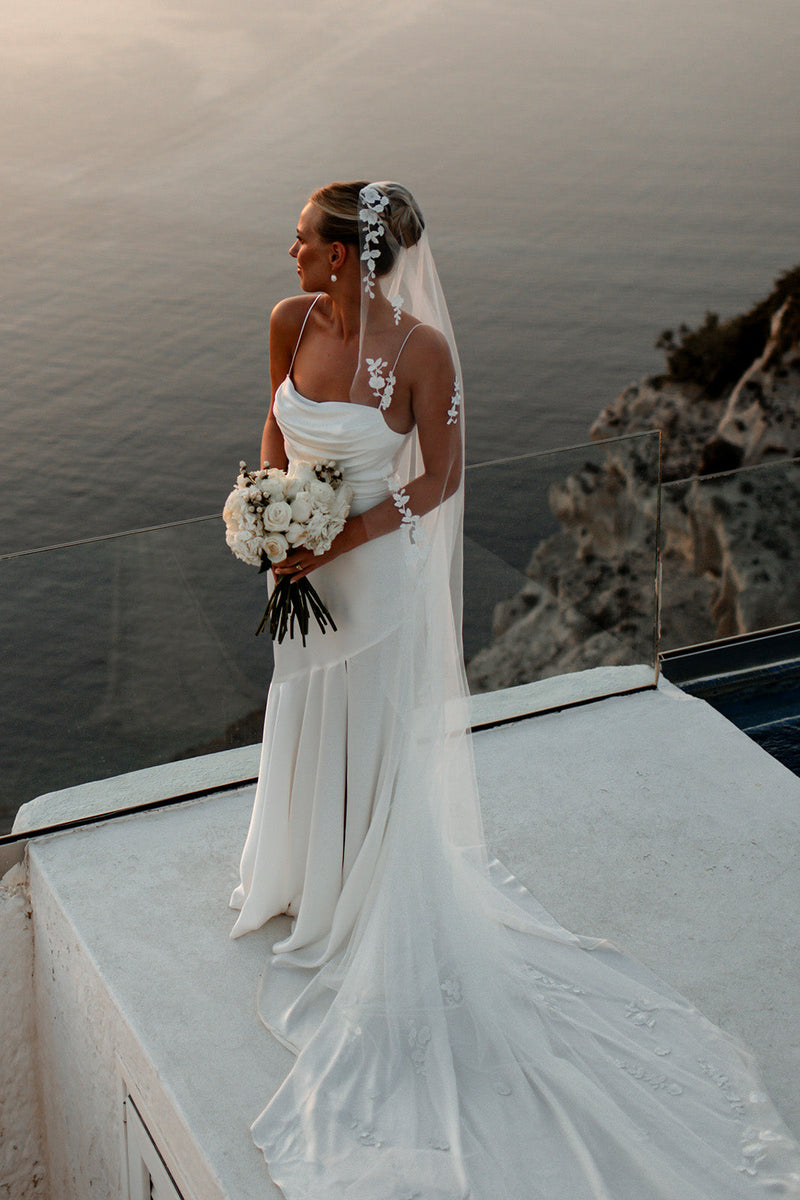 Grace Bride Olivia in the Valentina Gown – Grace Loves Lace AU