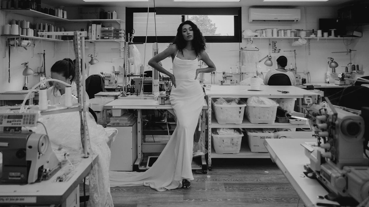 Come Inside The Grace Studio – Grace Loves Lace AU